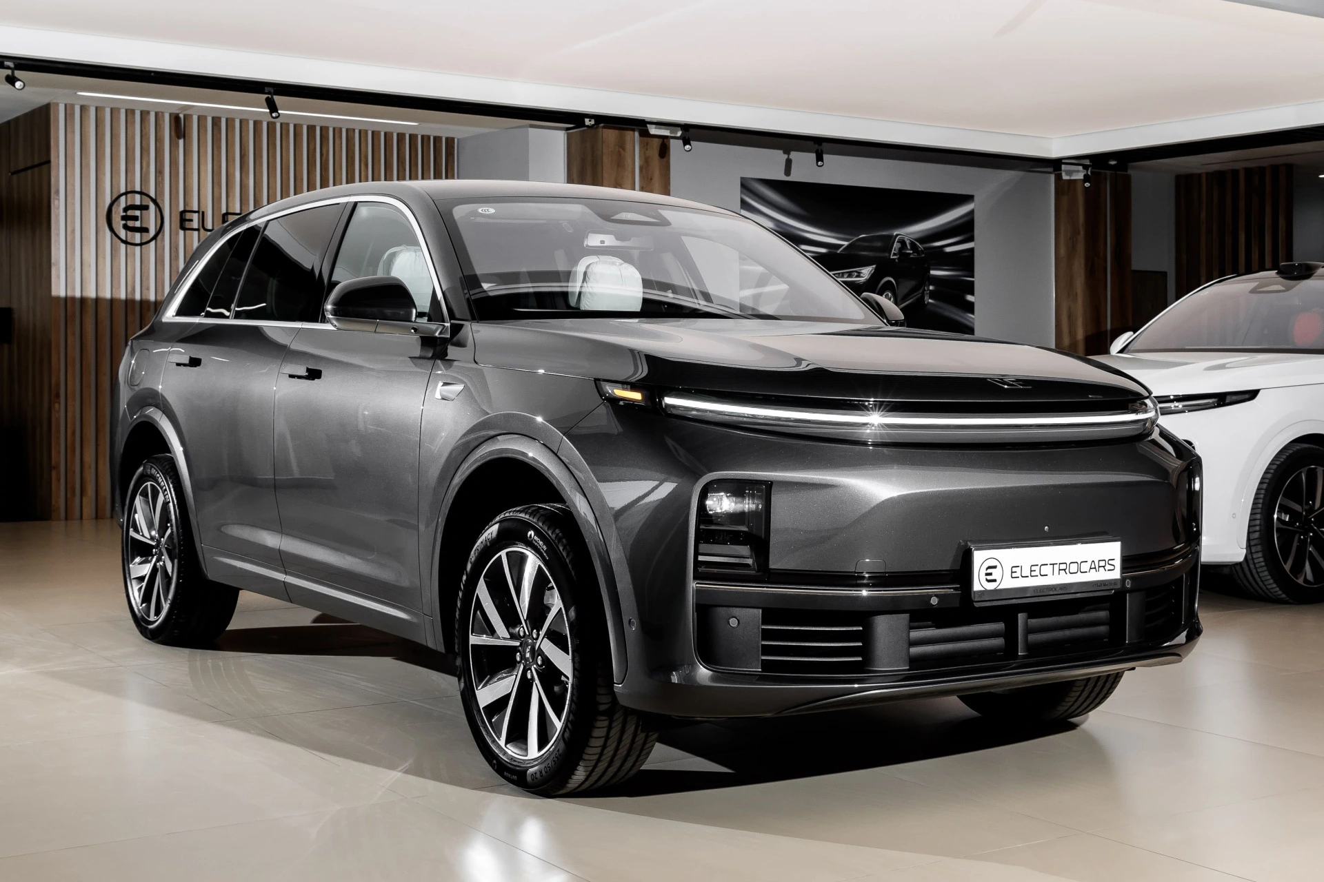 Lixiang в прицеле: в чём разница между моделями Li7, Li8, Li9 и какую лучше выбрать вам?